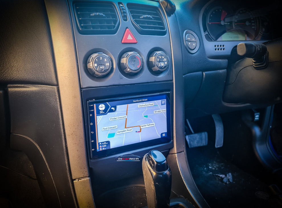 Holden Commodore VY VZ GPS Bluetooth USB Apple CarPlay Android Auto St ...