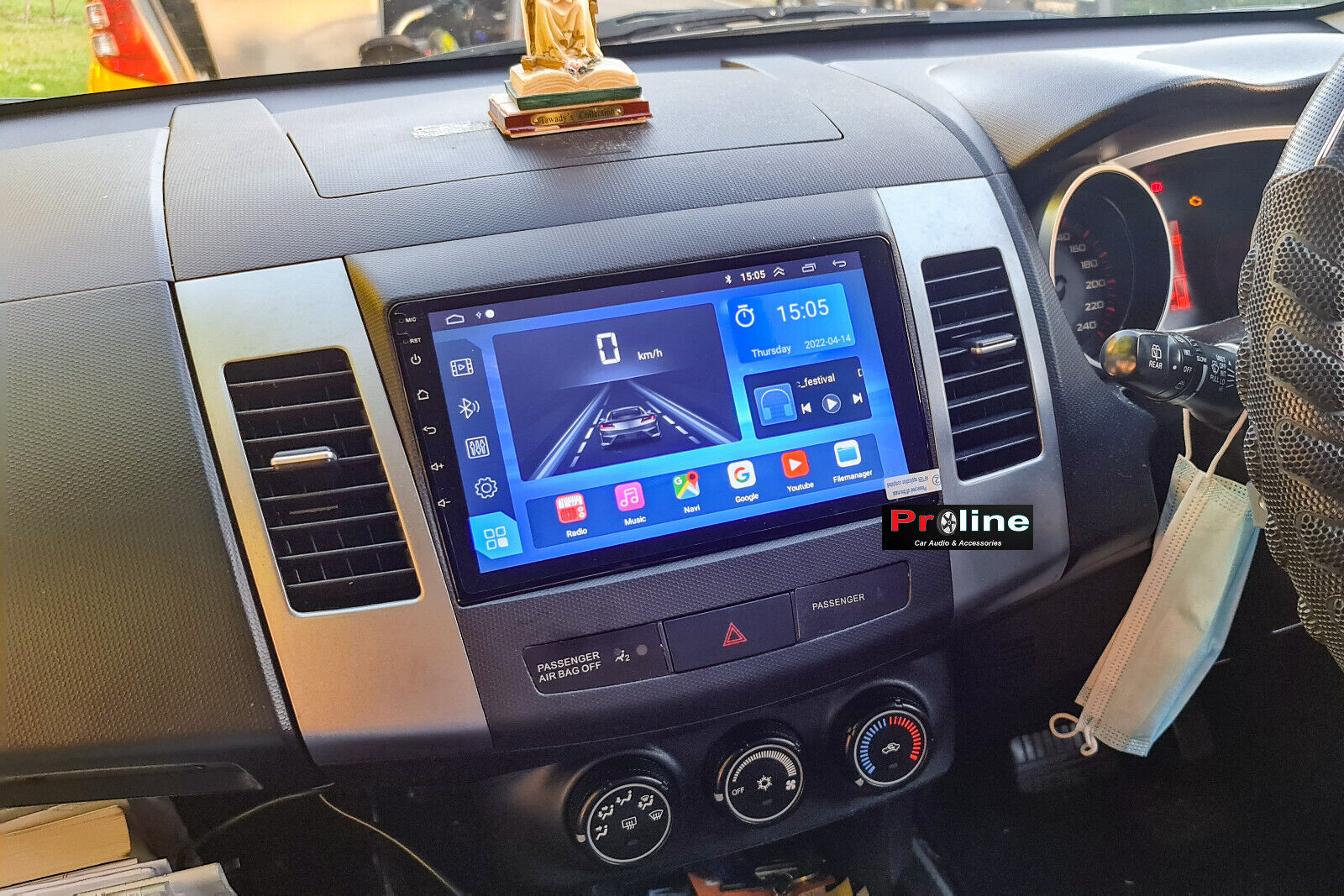 Mitsubishi Outlander 2006-2013 GPS Bluetooth Stereo Apple Carplay supp ...